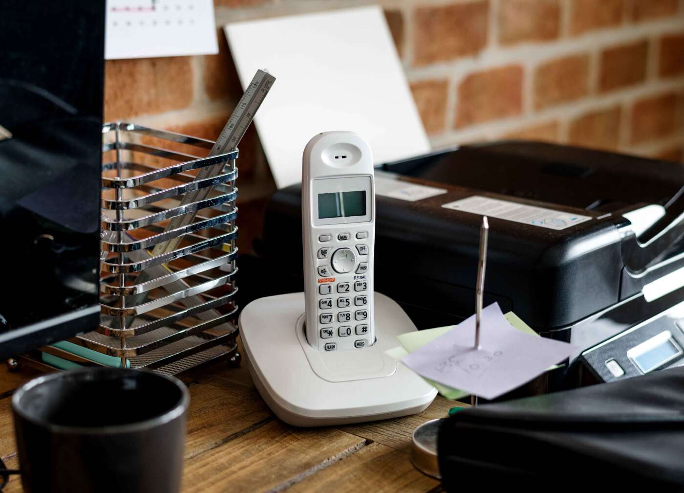 Cordless Phones and Wi-Fi: Do They Use It?