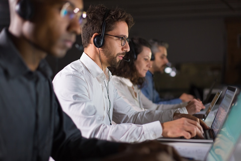 Exploring Contact Centers vs. Call Centers