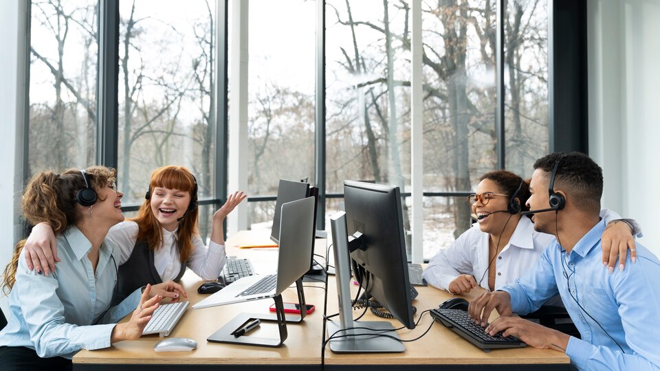 Balancing Precision and Flexibility: Are Call Centers Scripted?